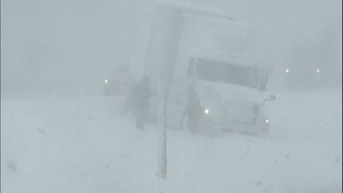 Massive snow storm piles up the snowbelt of Ohio | 12newsnow.com