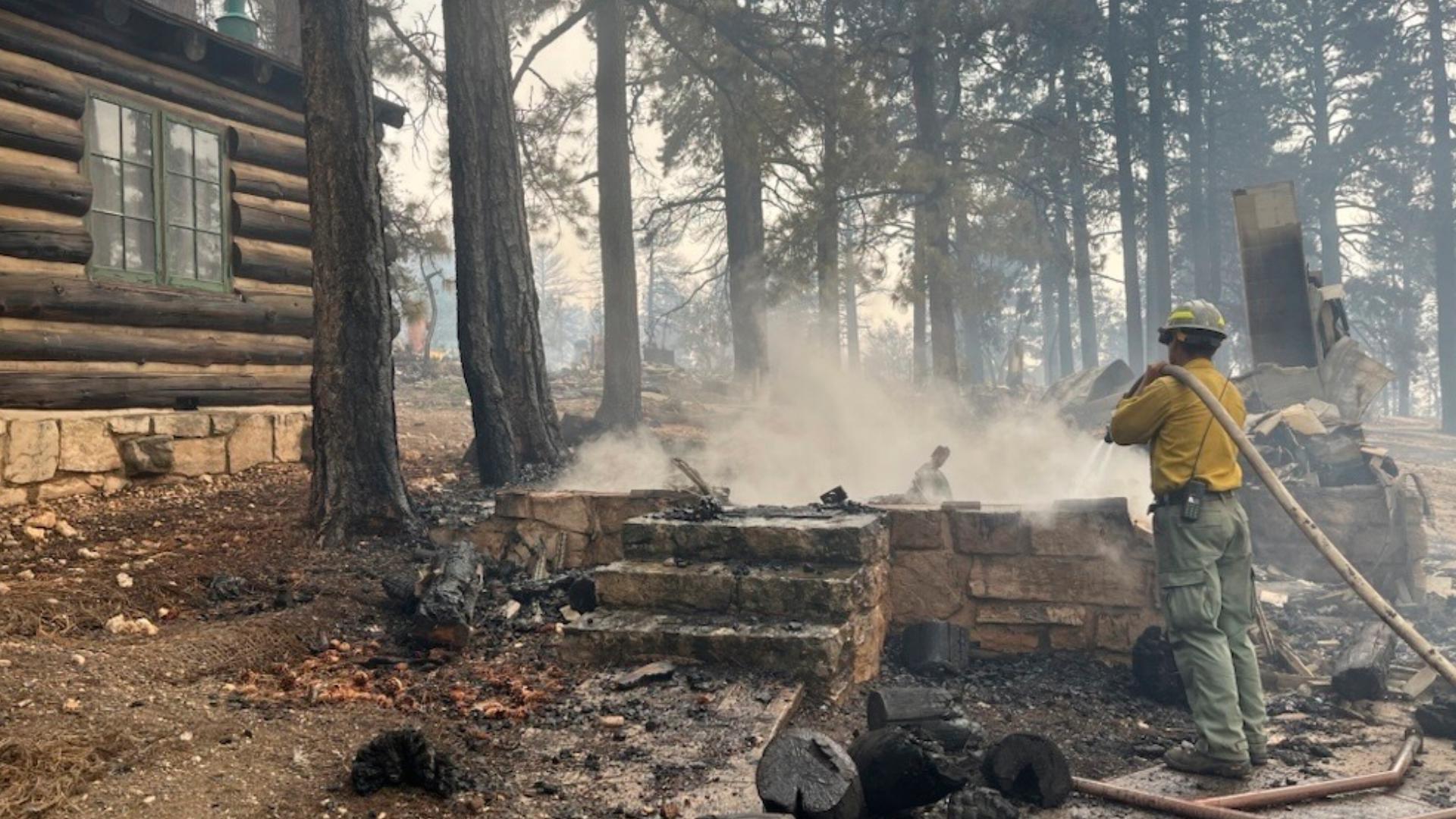 Historic Grand Canyon lodge destroyed by wildifre, official says ...