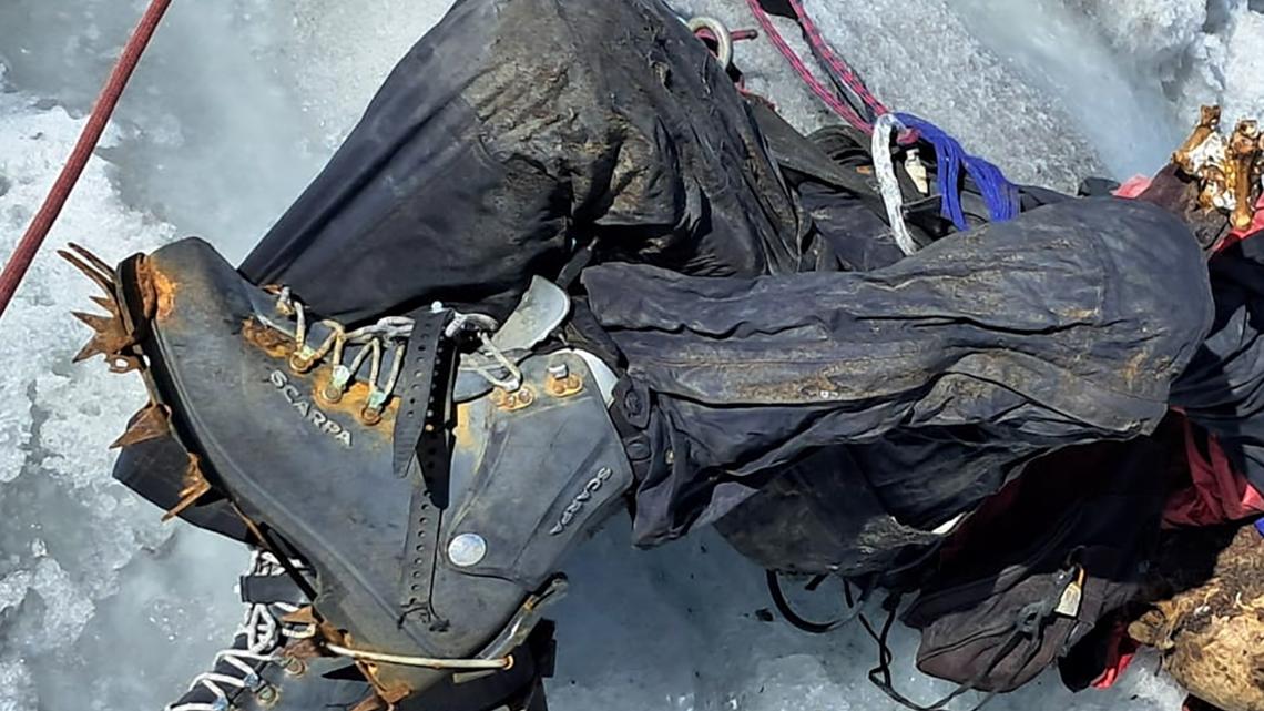 American climber buried by an avalanche 22 years ago is found ...