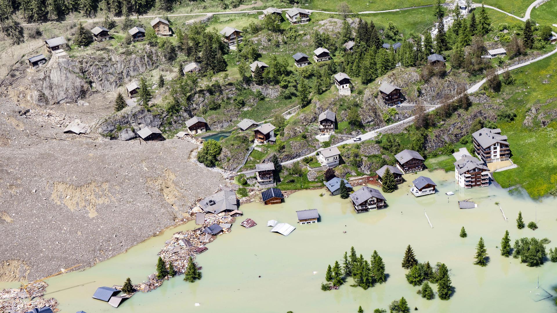 Glacier collapse destroys 90% of Alpine village in Switzerland | 12newsnow.com