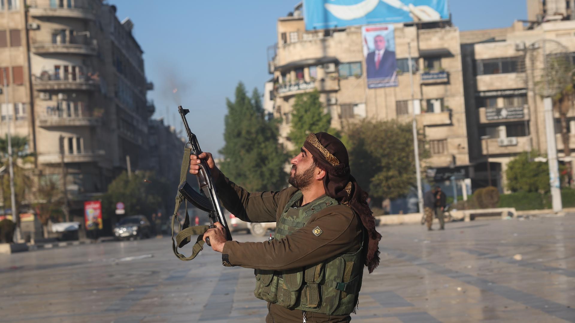 Insurgents make gains in Aleppo in defeat for Syria's president | 12newsnow.com