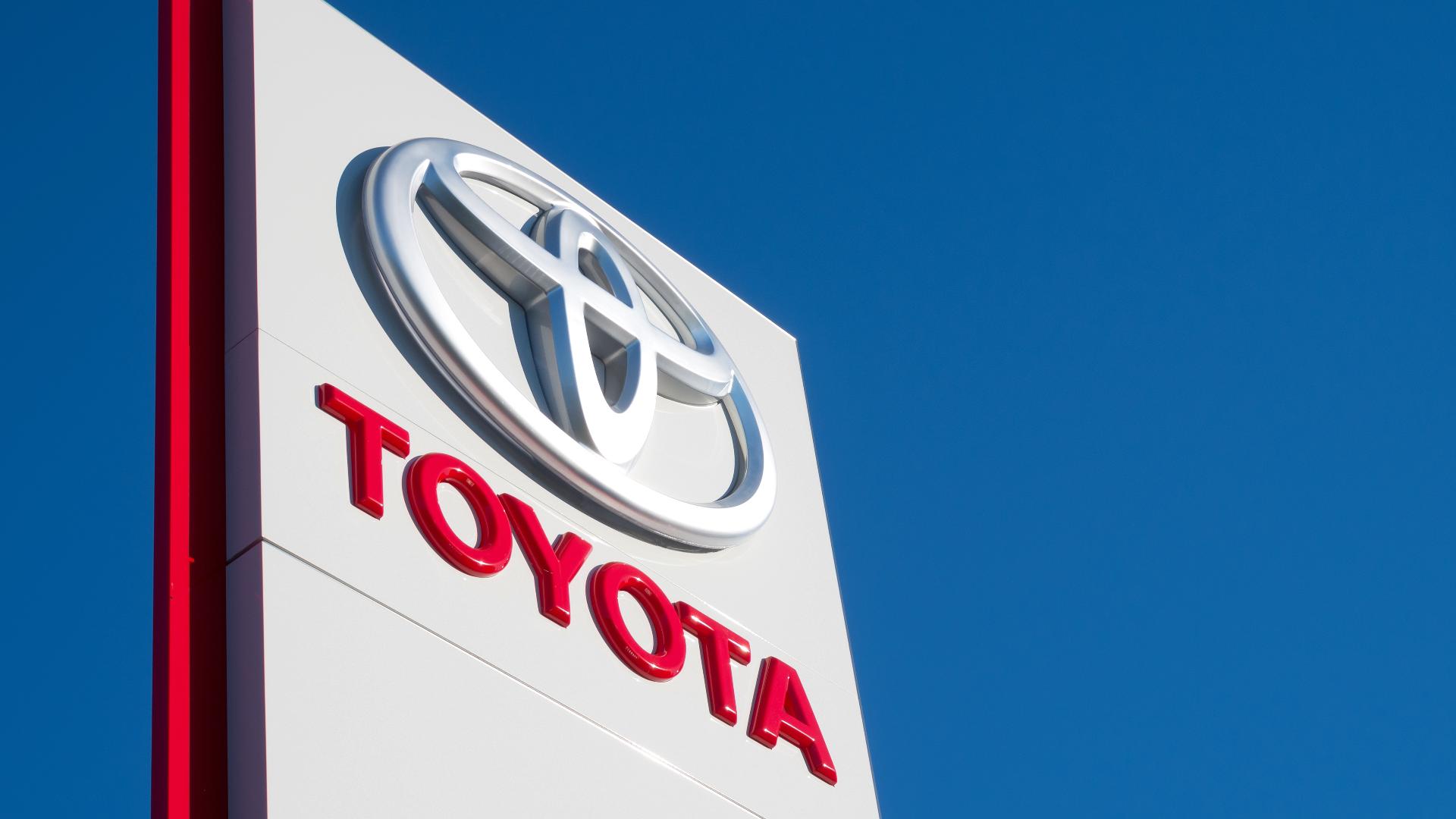 Toyota, Lexus recall 126K vehicles due to potential engine failure risk ...
