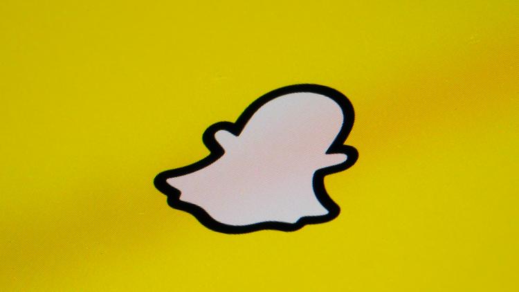 Snapchat adds subscription options for storing large Memories libraries ...