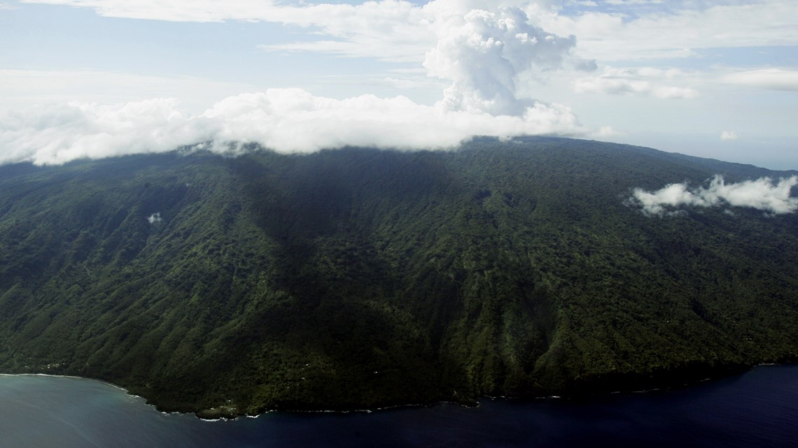 Small tsunami hits Pacific islands after 7.7 magnitude earthquake ...