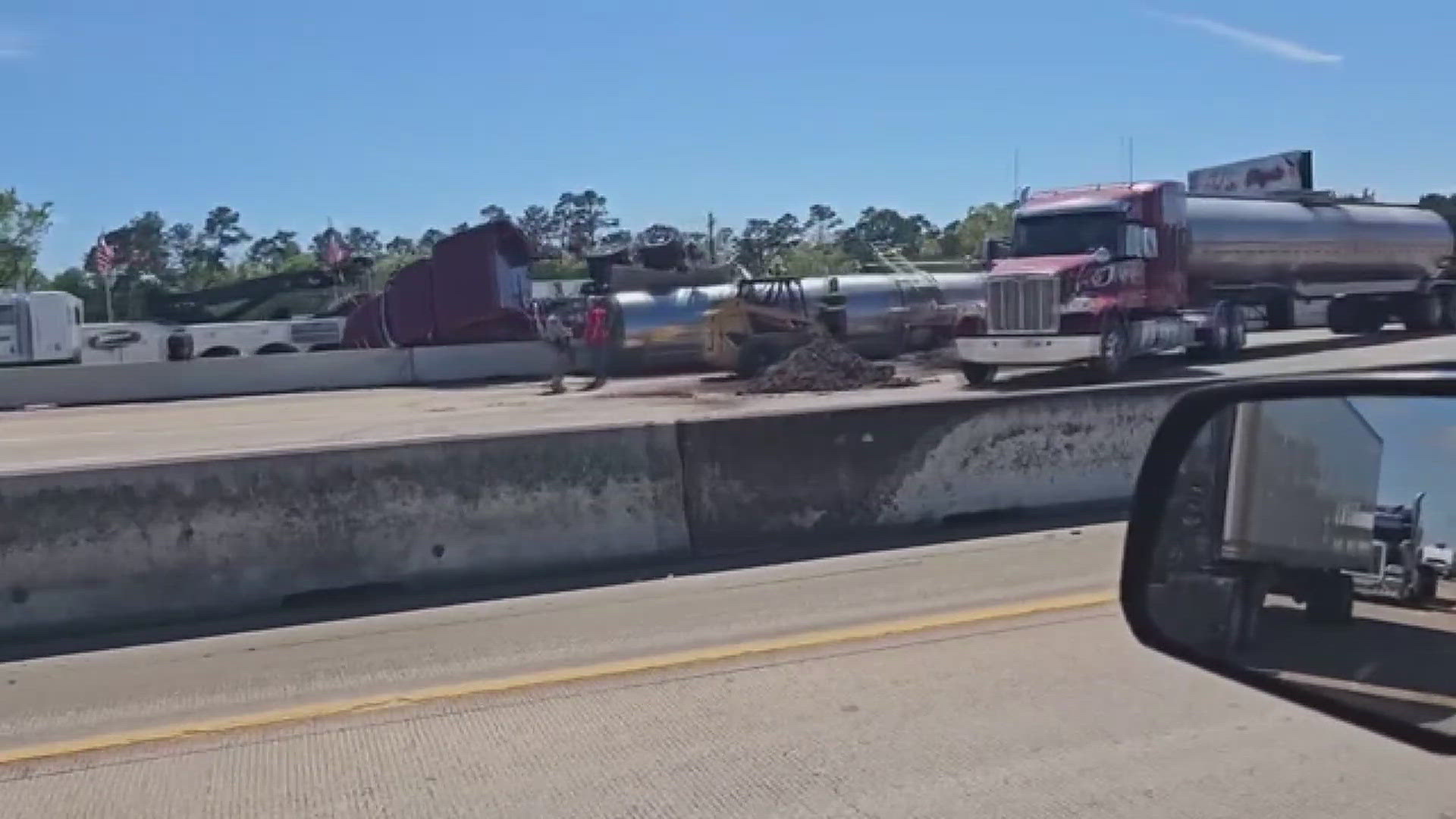 I-10 near State Highway 61 shut down for hours after major crash ...