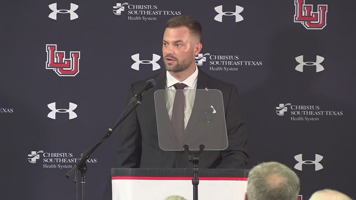 Lamar introduces Jordan Fee as new men's basketball head coach ...