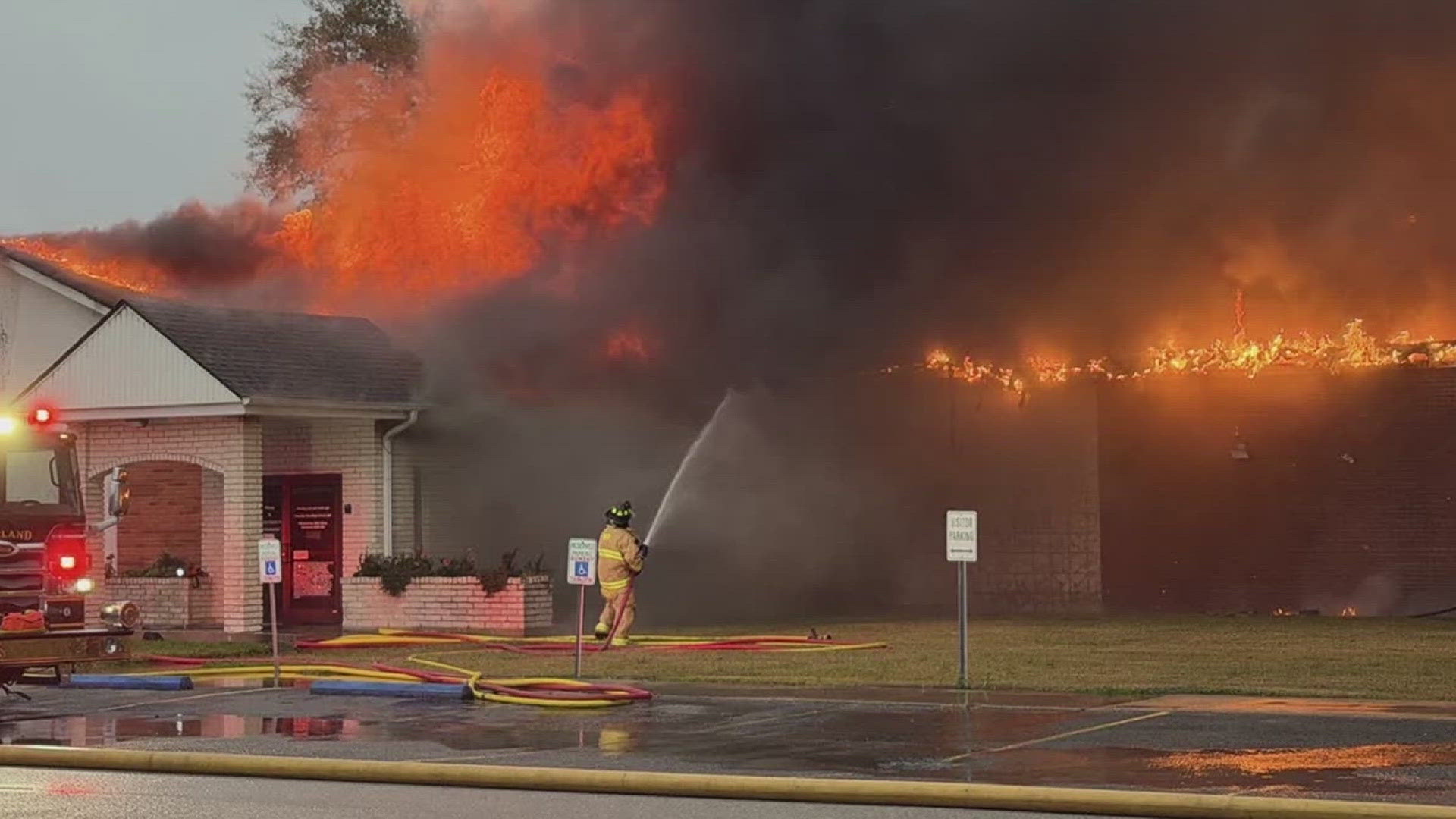 House Republicans begin push to hold the Clintons in contempt of ...