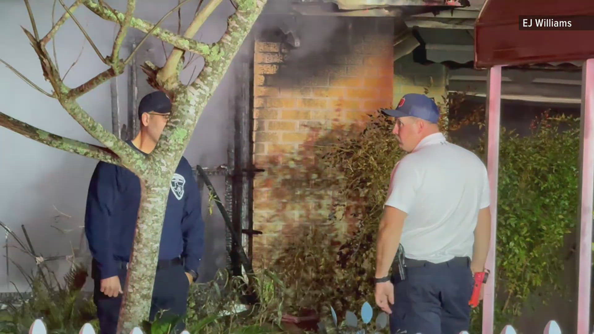 One person dies in Tuesday night house fire in Orange | 12newsnow.com