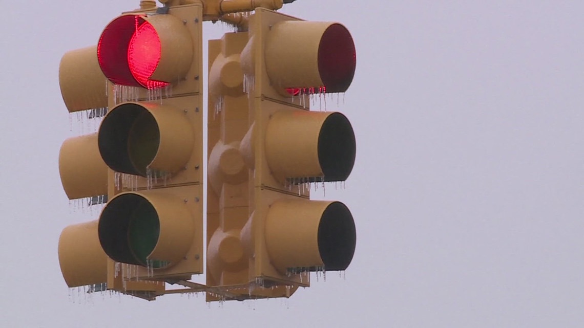 DPS prepares for freezing weather over weekend, urges drivers to stay ...