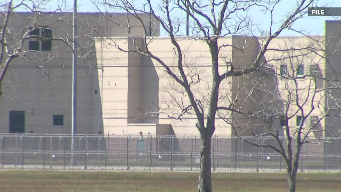 Beaumont Federal Prison brawl sends multiple inmates to hospital ...