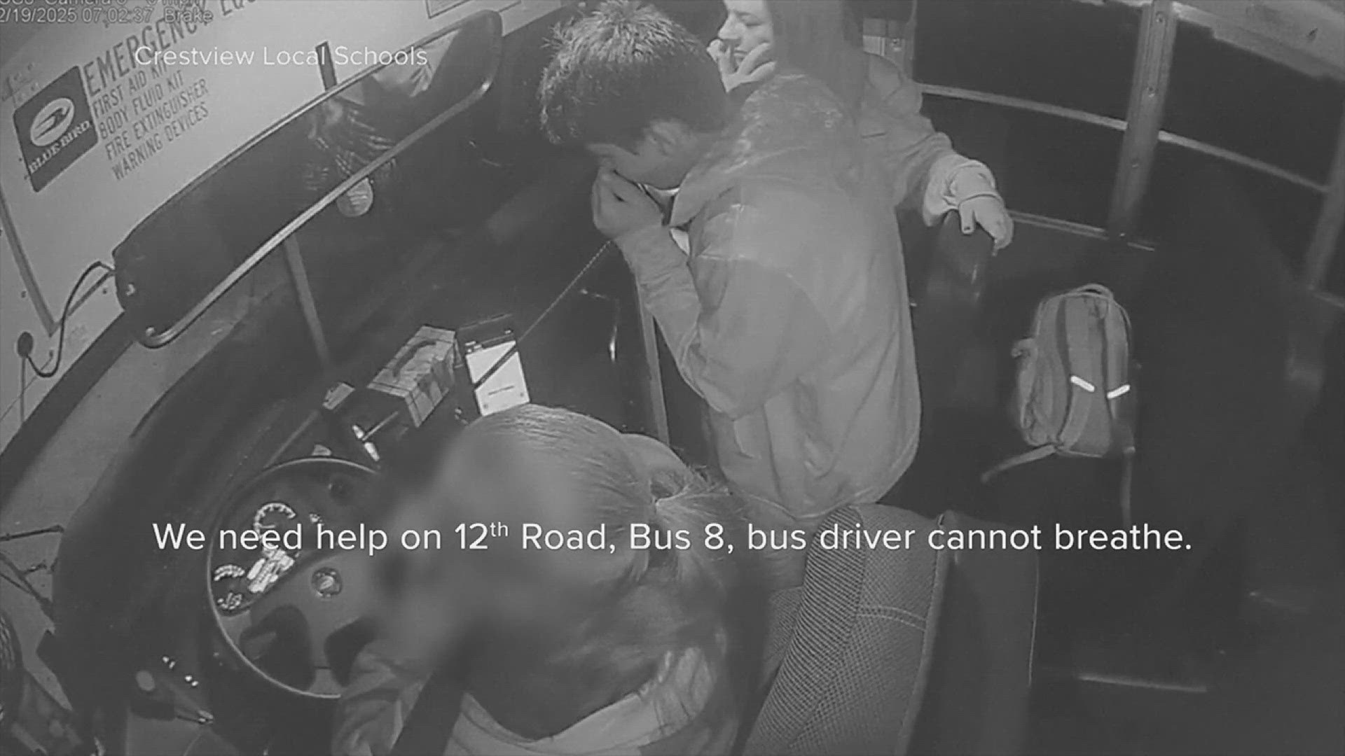 Two Ohio siblings save the life of their school bus driver during ...