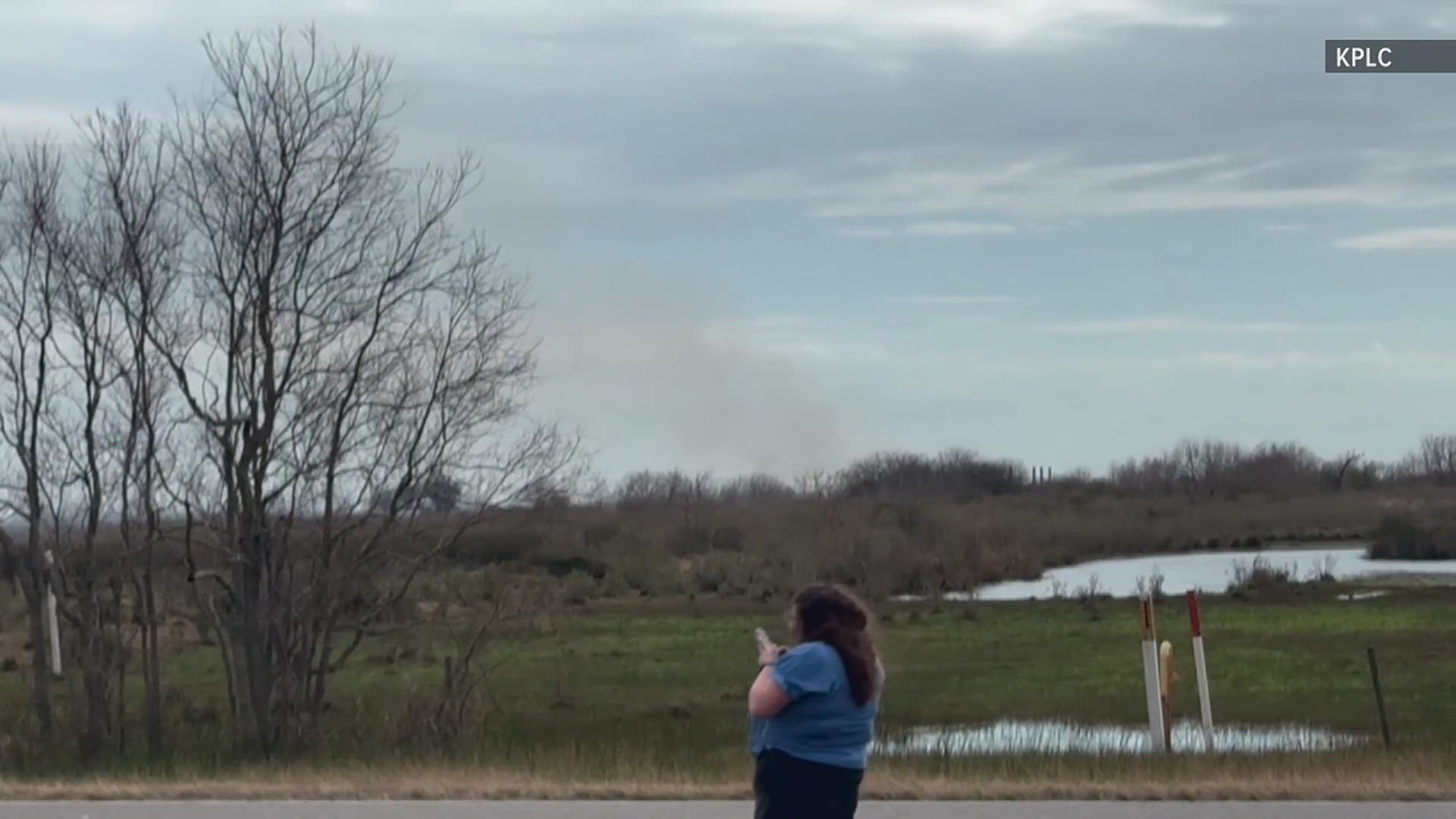 Natural gas pipeline explodes, burns in Cameron Parish injuring 1 ...