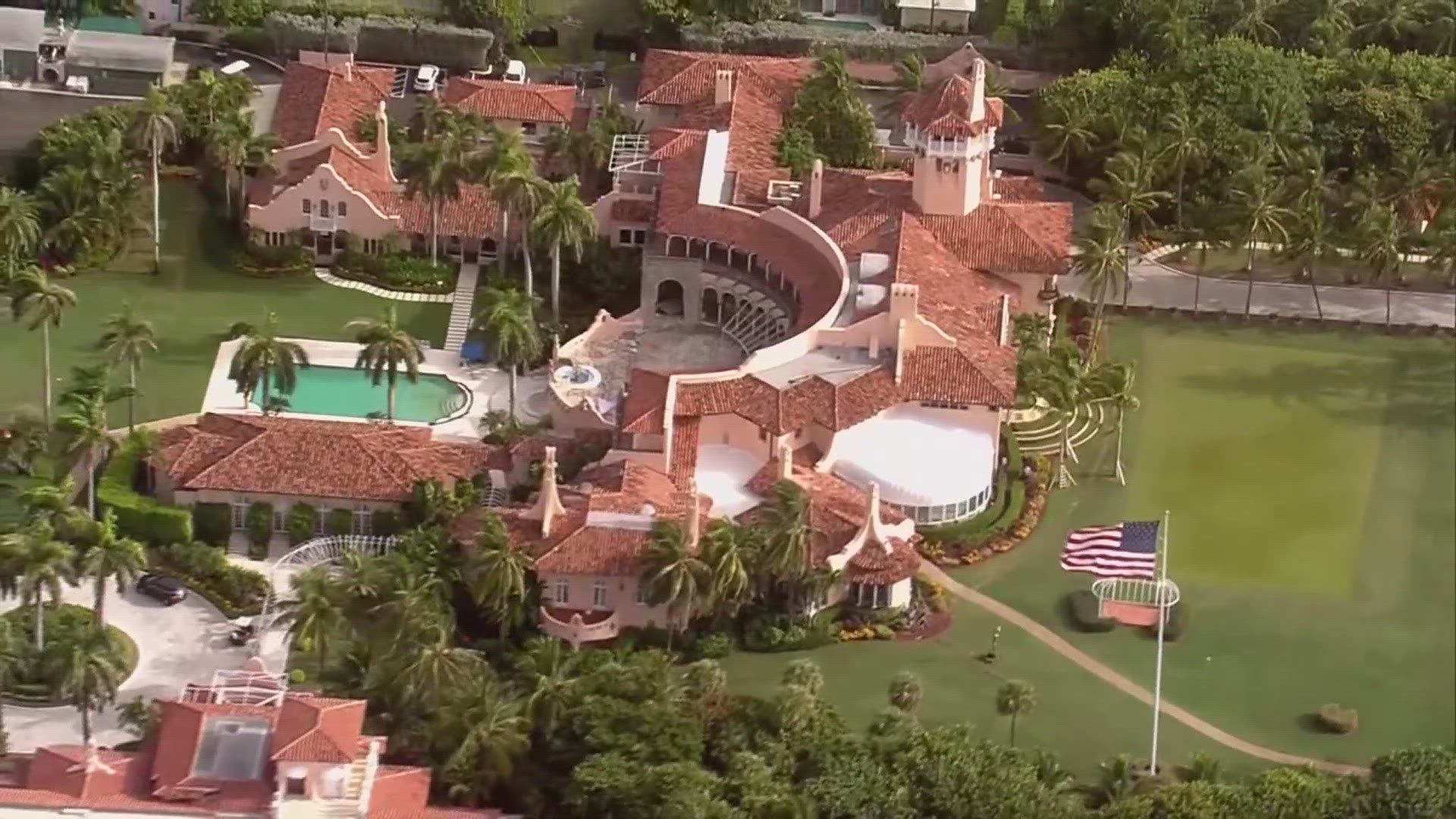 Secret Service: Armed man killed after entering Mar-a-Lago's secure ...