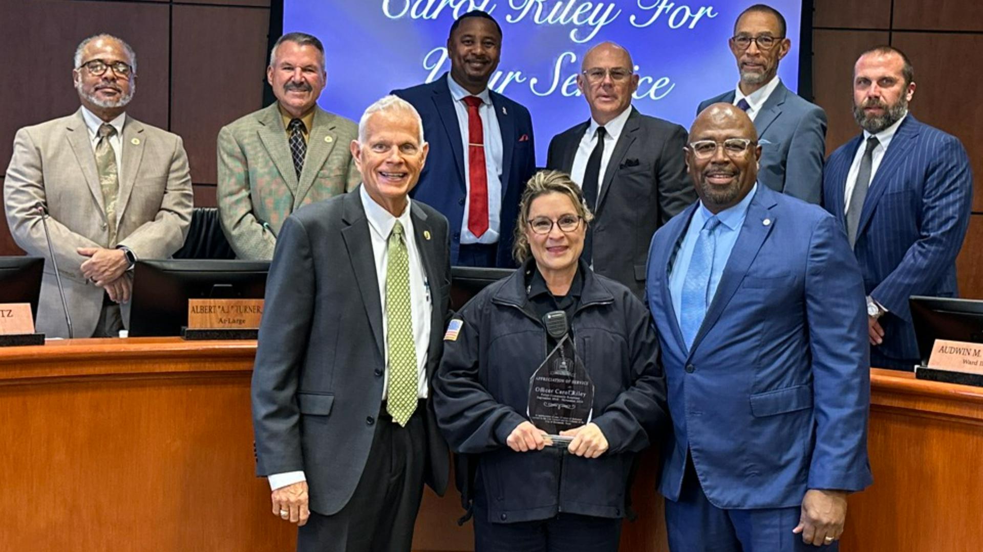 Beaumont Police Officer Carol Riley retires after 32 years | 12newsnow.com