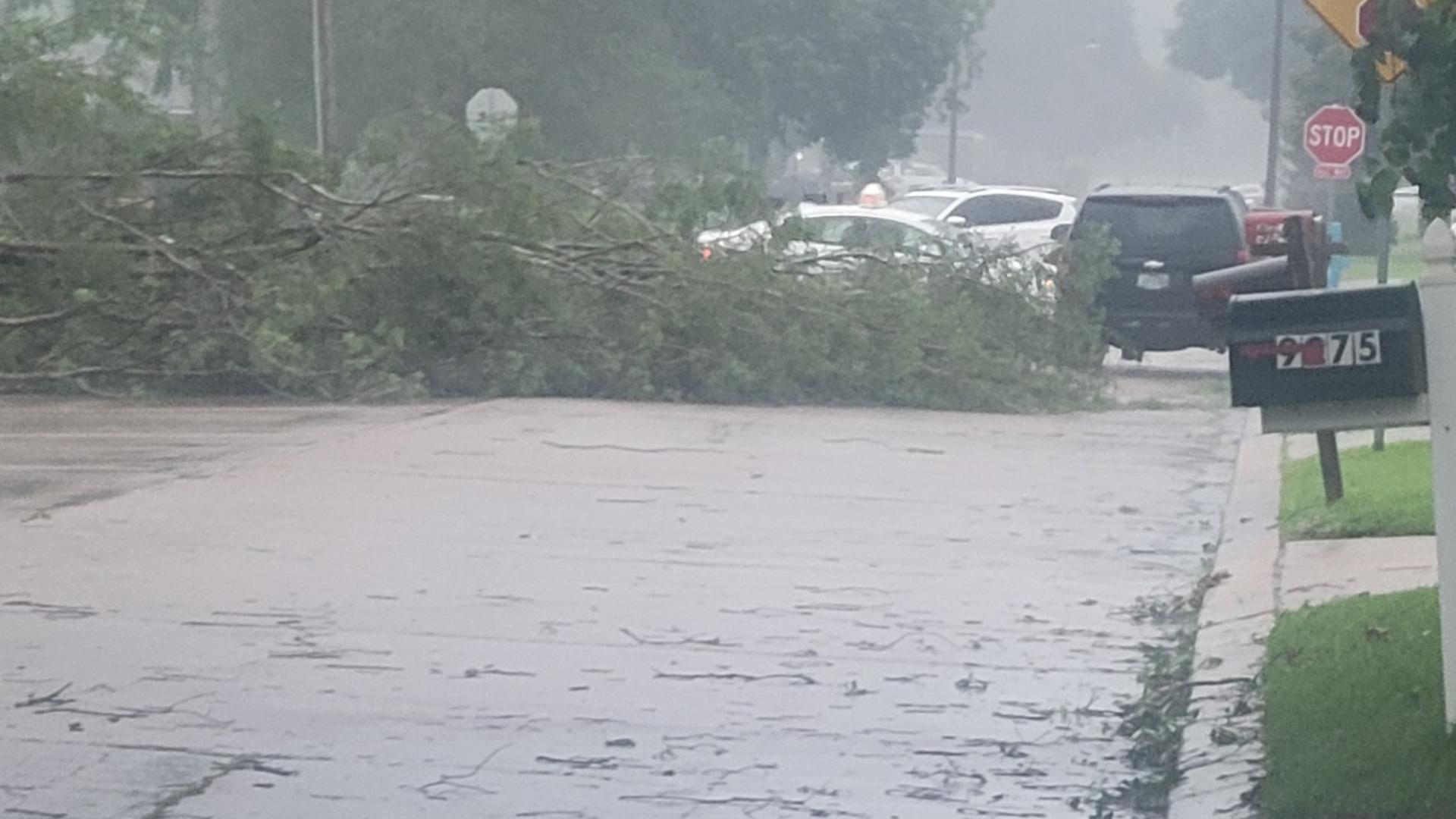 Areas around Southeast Texas are without power | 12newsnow.com