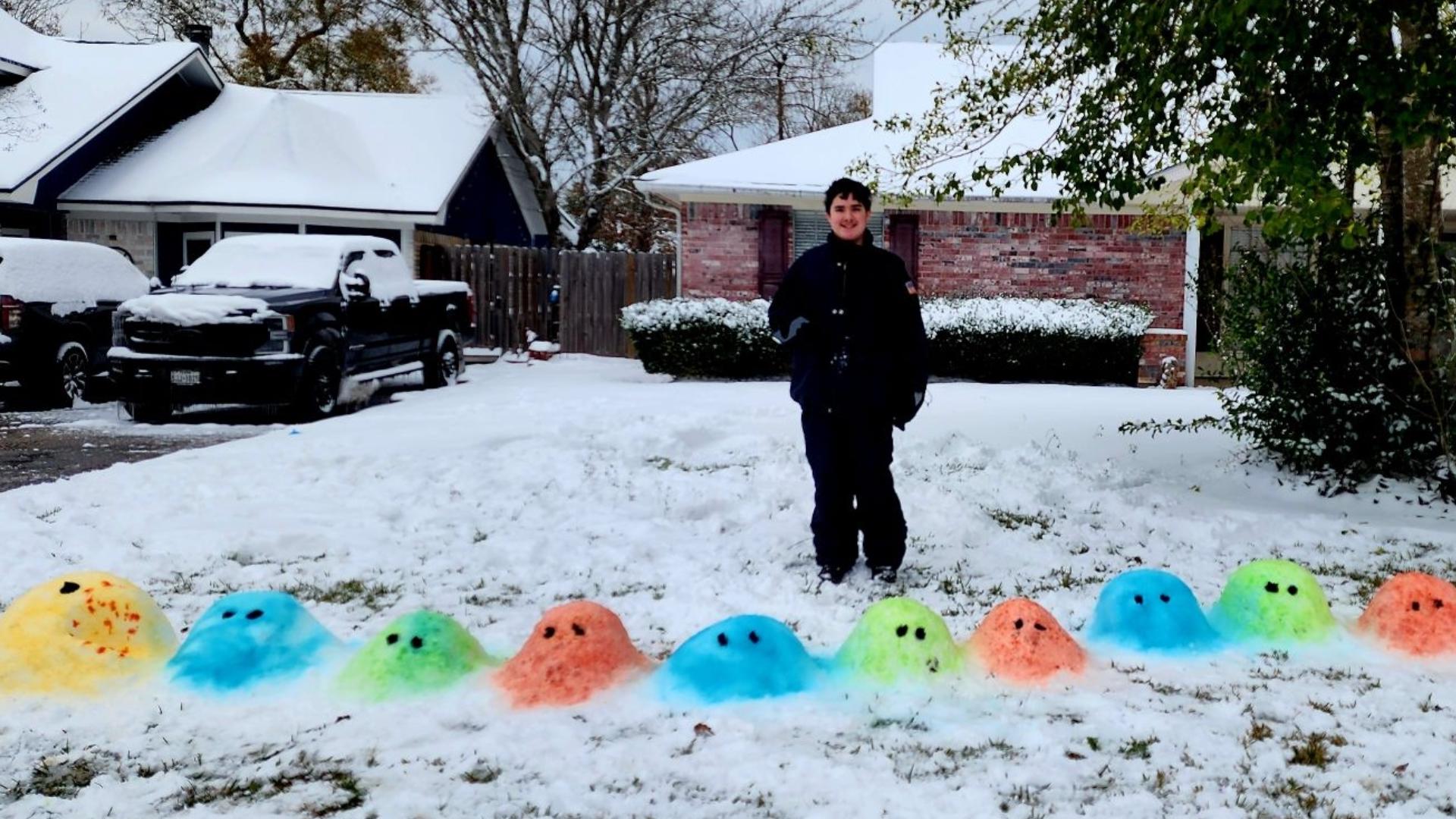 Southeast Texans get creative with snowmen during rare winter storm ...
