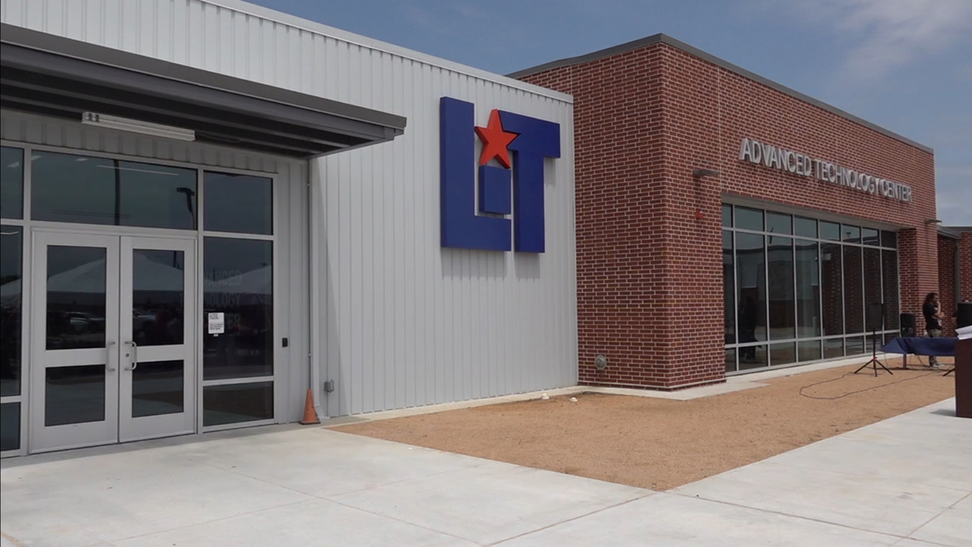 LIT unveils $6.6M Advanced Technology Center | 12newsnow.com