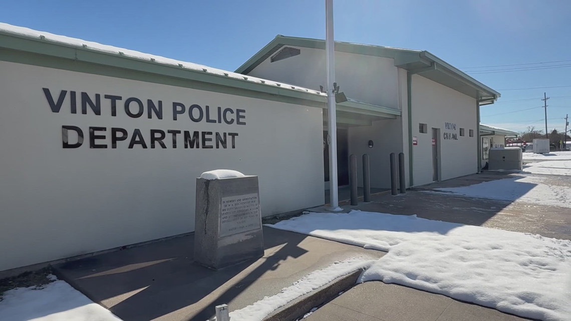 Vinton dealing with power outages after snow storm | 12newsnow.com