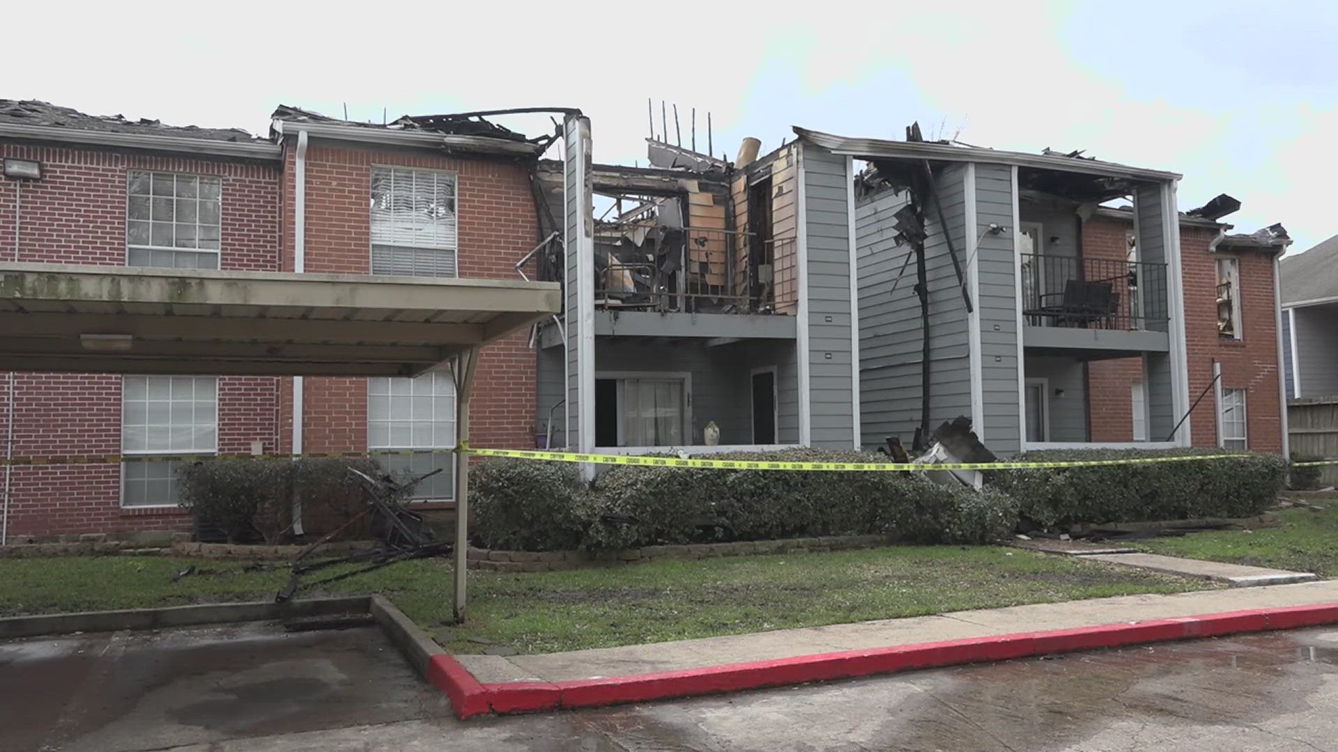 Fire devastates Beaumont apartment complex, residents seek shelter and ...