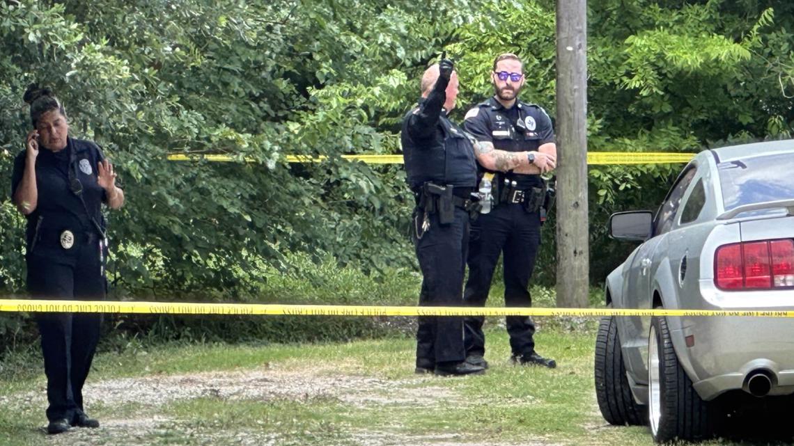 Mom of Port Arthur murder suspect speaks out | 12newsnow.com