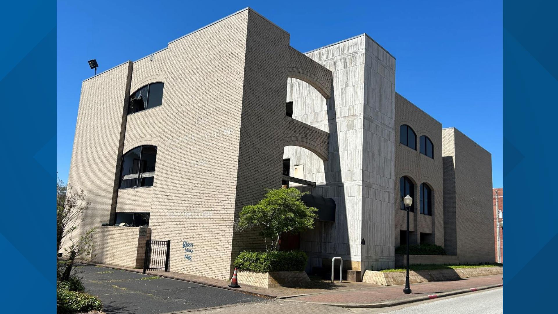 Beaumont council to consider ordering Gilbert Building be razed ...