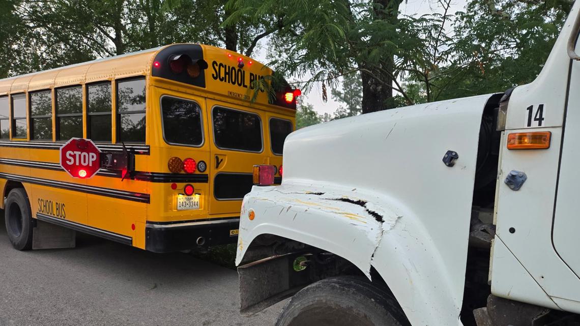 No injuries reported after Buna ISD bus, Jasper County dump truck crash ...