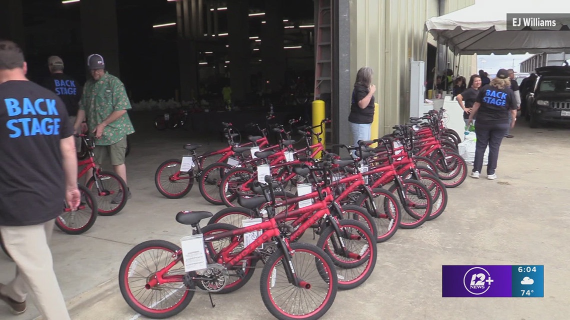 Reaud Charitable Foundation holds 26th annual 'Bicycle and a Bible ...