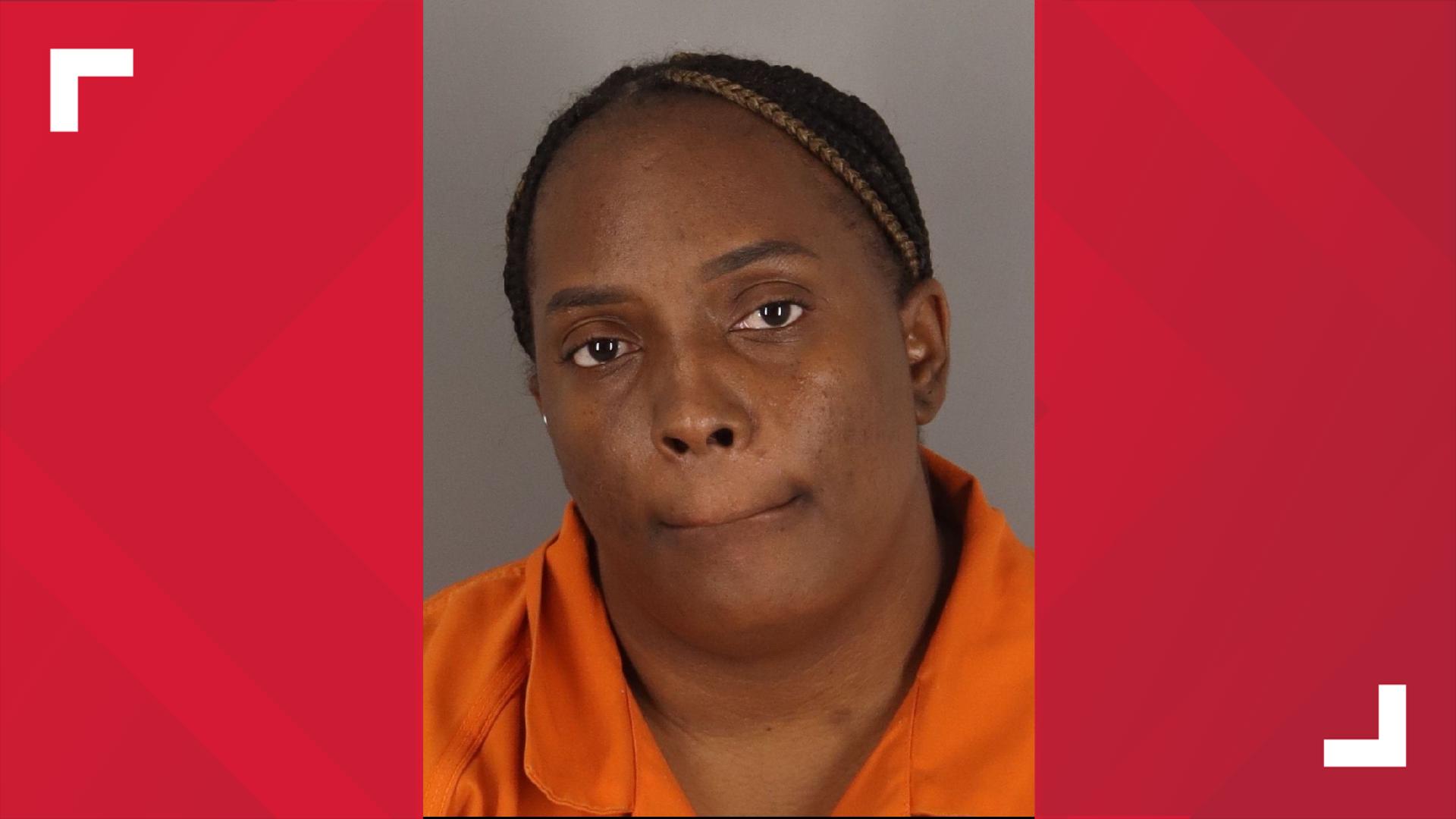 UTMB employee accused of taking $1,000 bribe to bring cell phone into ...
