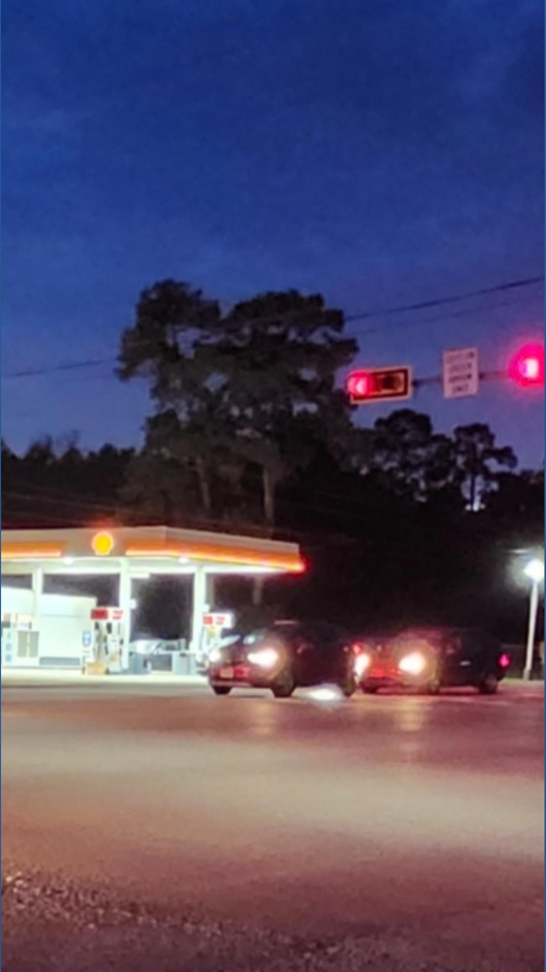 21-month-old baby hospitalized after car-seat falls out of moving car ...