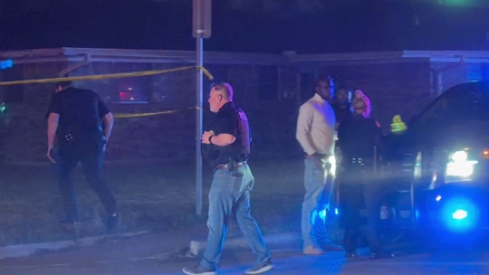 Beaumont Police fatally shoot armed man who charged at officers on ...