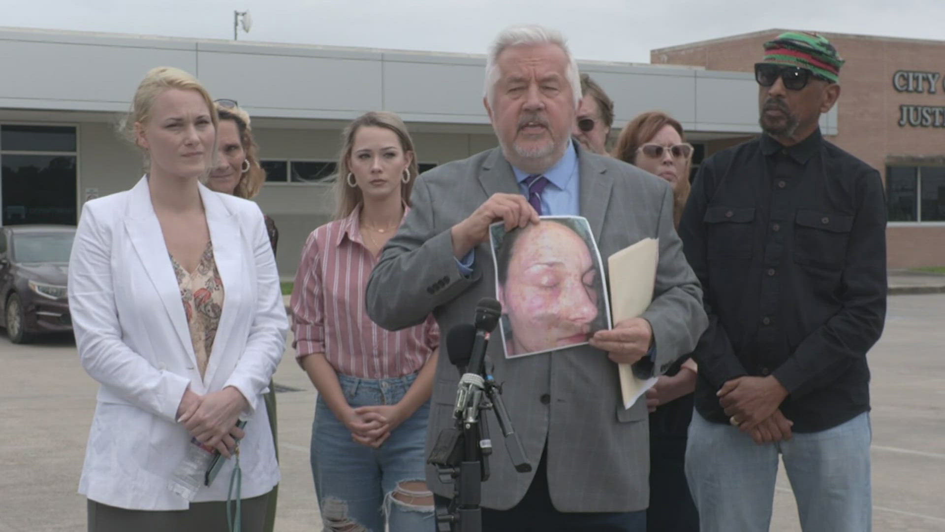 Houston-area woman suing Santa Fe after she says officer held her down ...