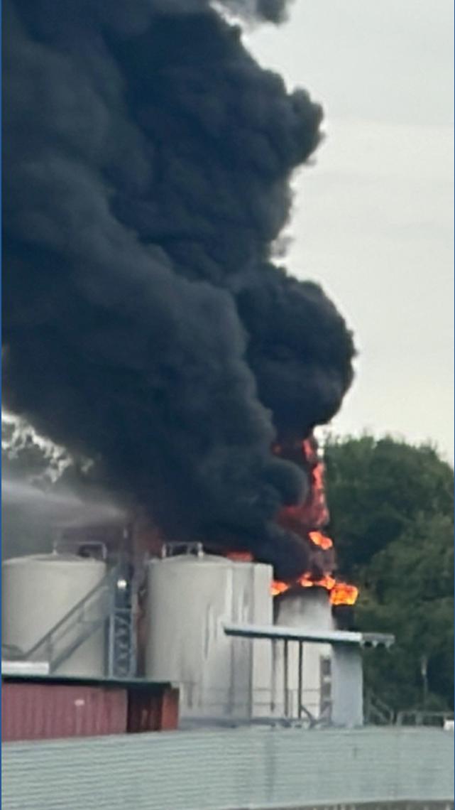 Lightning strike causes tank fire at Amlon Golden Triangle facility ...