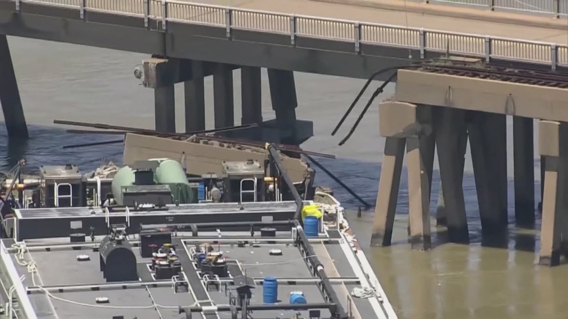 Barge hits Pelican Island Causeway Bridge leading to a closure in both ...