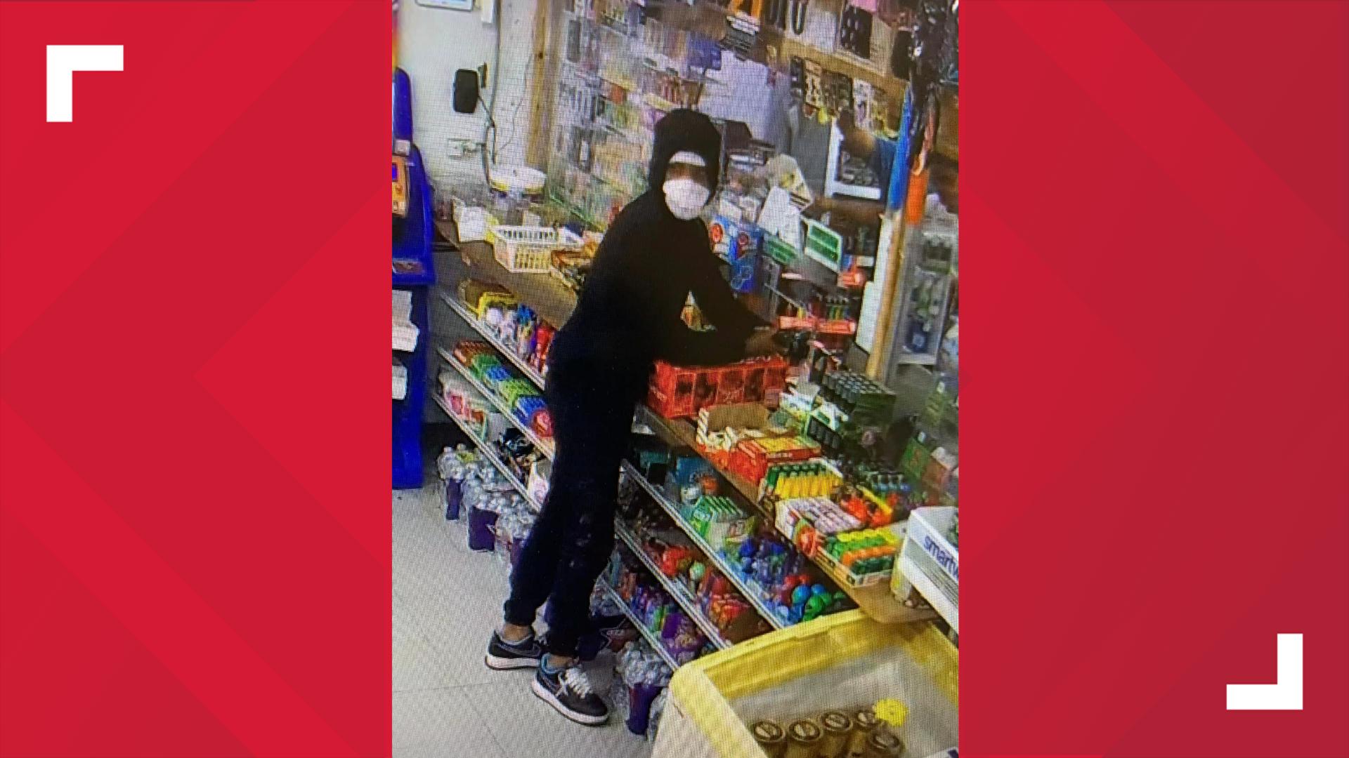 Suspects accused of robbing Beaumont store clerk with gun | 12newsnow.com