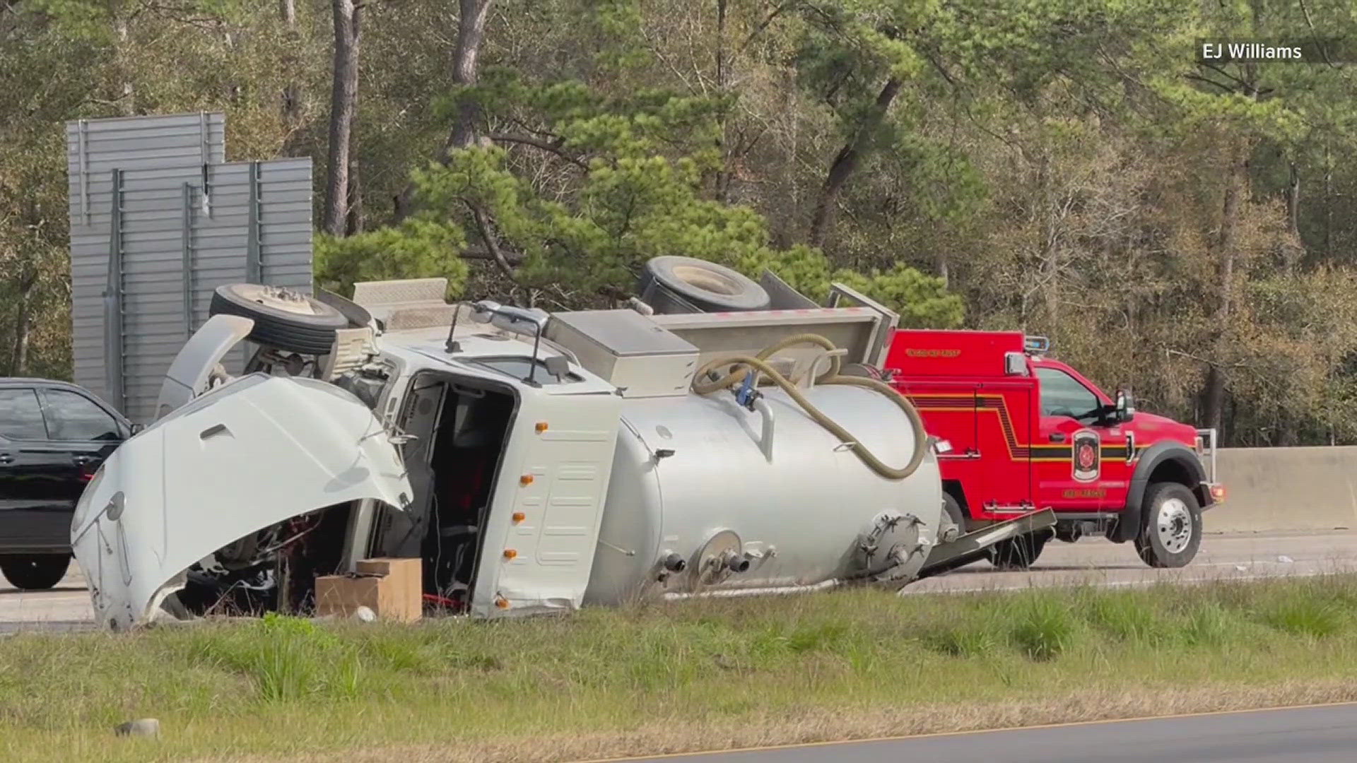 Flipped septic tank truck fouls traffic along Interstate 10 | 12newsnow.com
