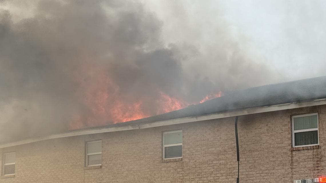 Bridge City fire displaces residents, destroys multiple apartment units ...