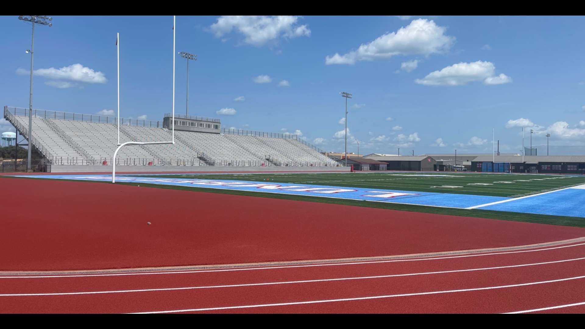 Lumberton ISD unveils newly renovated Raider Stadium | 12newsnow.com