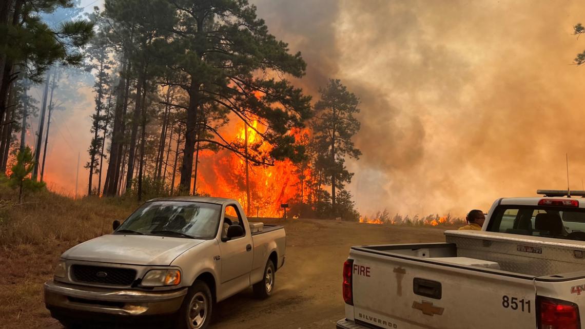 Jasper County fire 95% contained, has burned 3,500 acres | 12newsnow.com