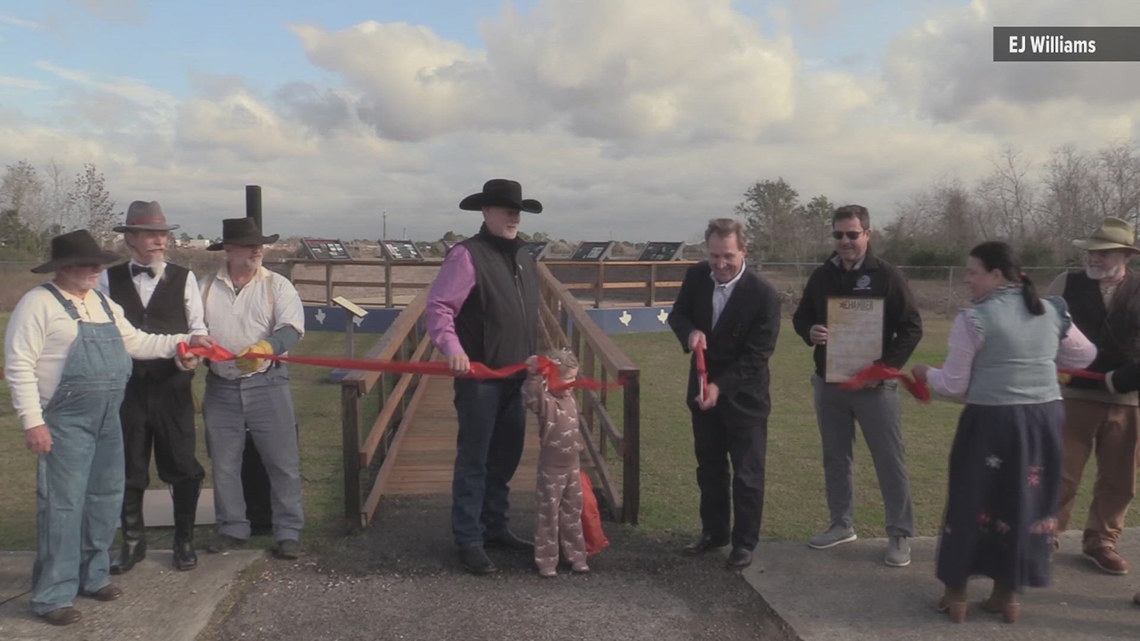 Beaumont celebrates 125th anniversary of Spindletop oil boom ...