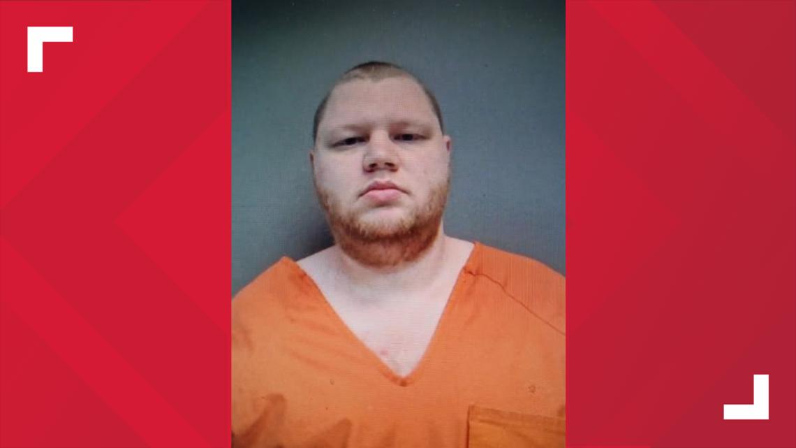 Deputy arrests fugitive at Jasper County courthouse | 12newsnow.com