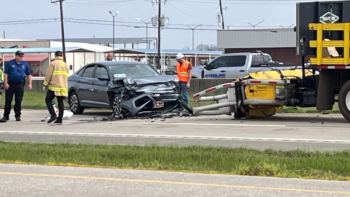 Two injured in US 69 crash with Freightliner truck | 12newsnow.com