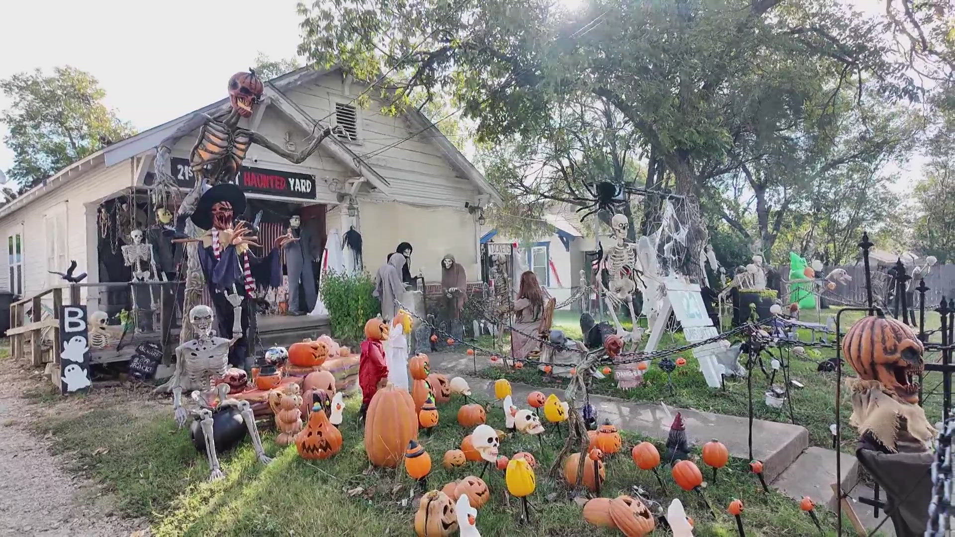 Gary Combs Hosts Sensory-Friendly Halloween Waco | 12newsnow.com