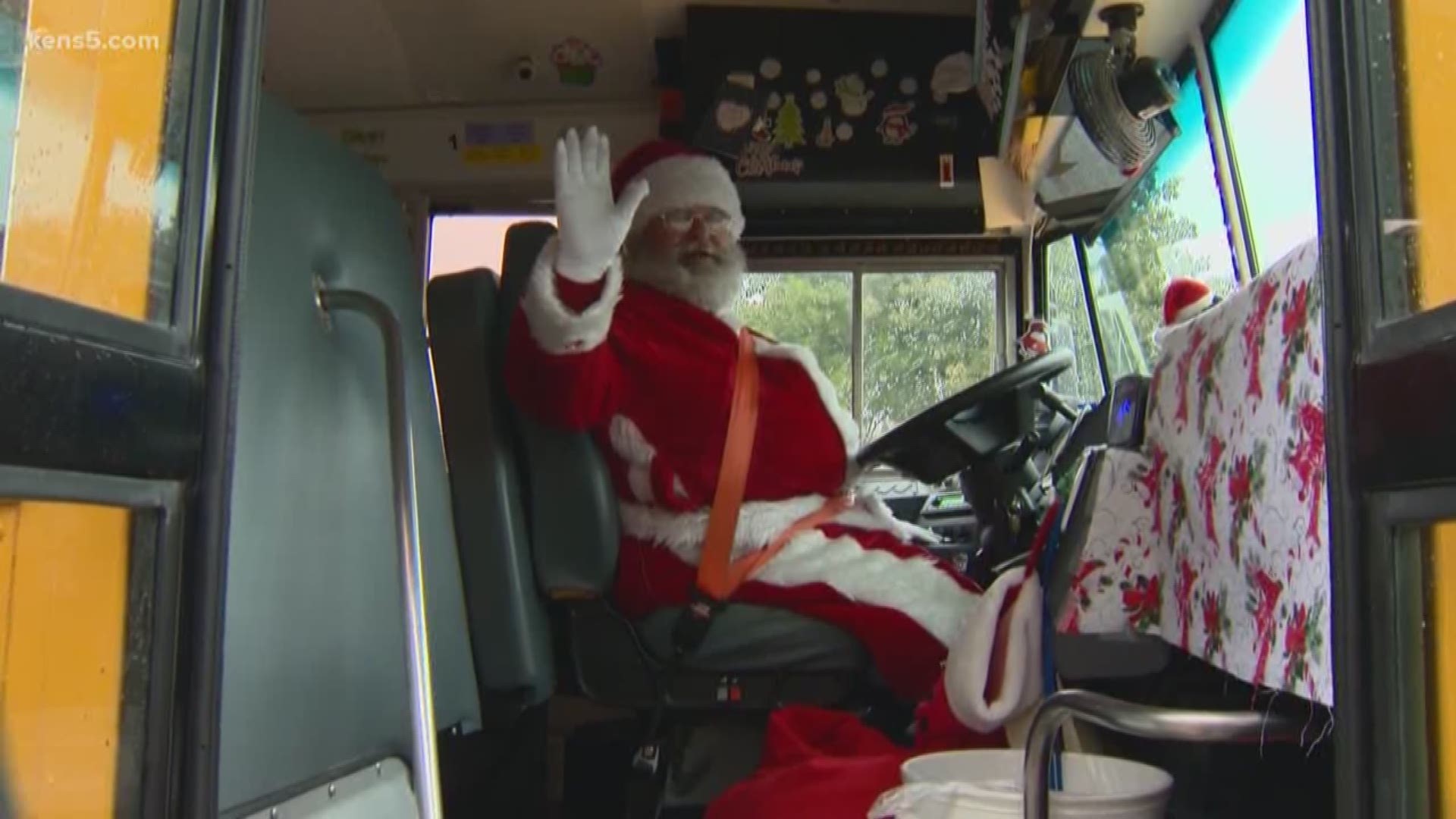 Jolly Old Mr. Ed | School bus driver dresses up as Santa to sprea ...