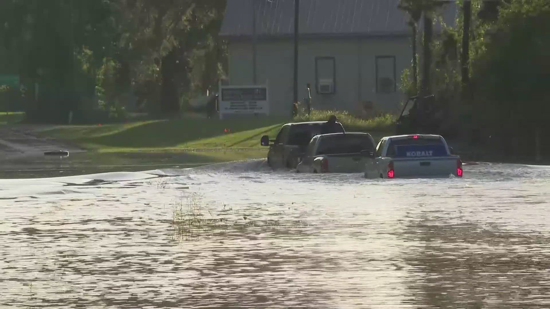 Some Polk County residents evacuate due to high flood waters ...