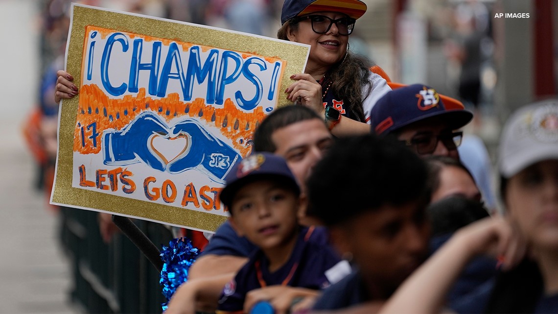 Ted Cruz hit by can during Houston Astros World Series parade ...