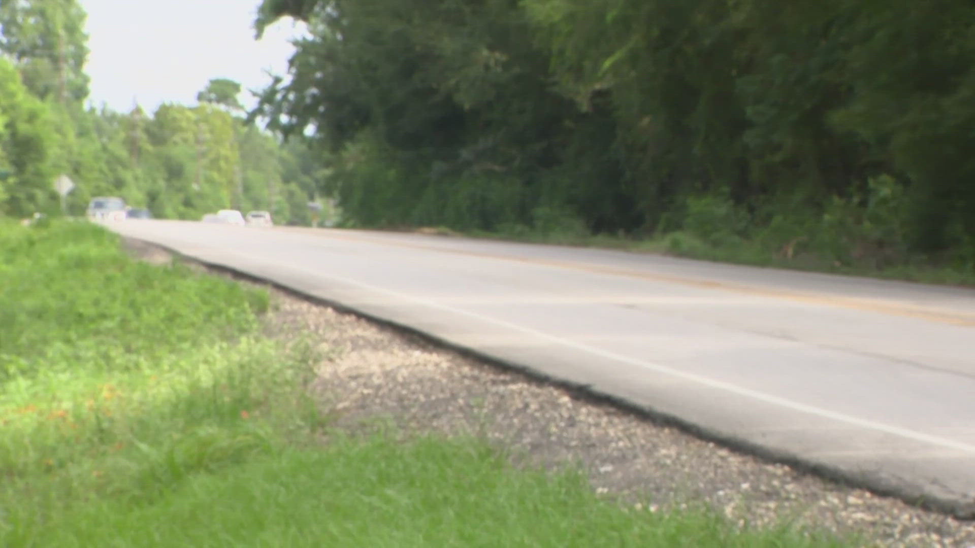 Cleveland ISD bus overturns on FM 1010; all students safe | 12newsnow.com