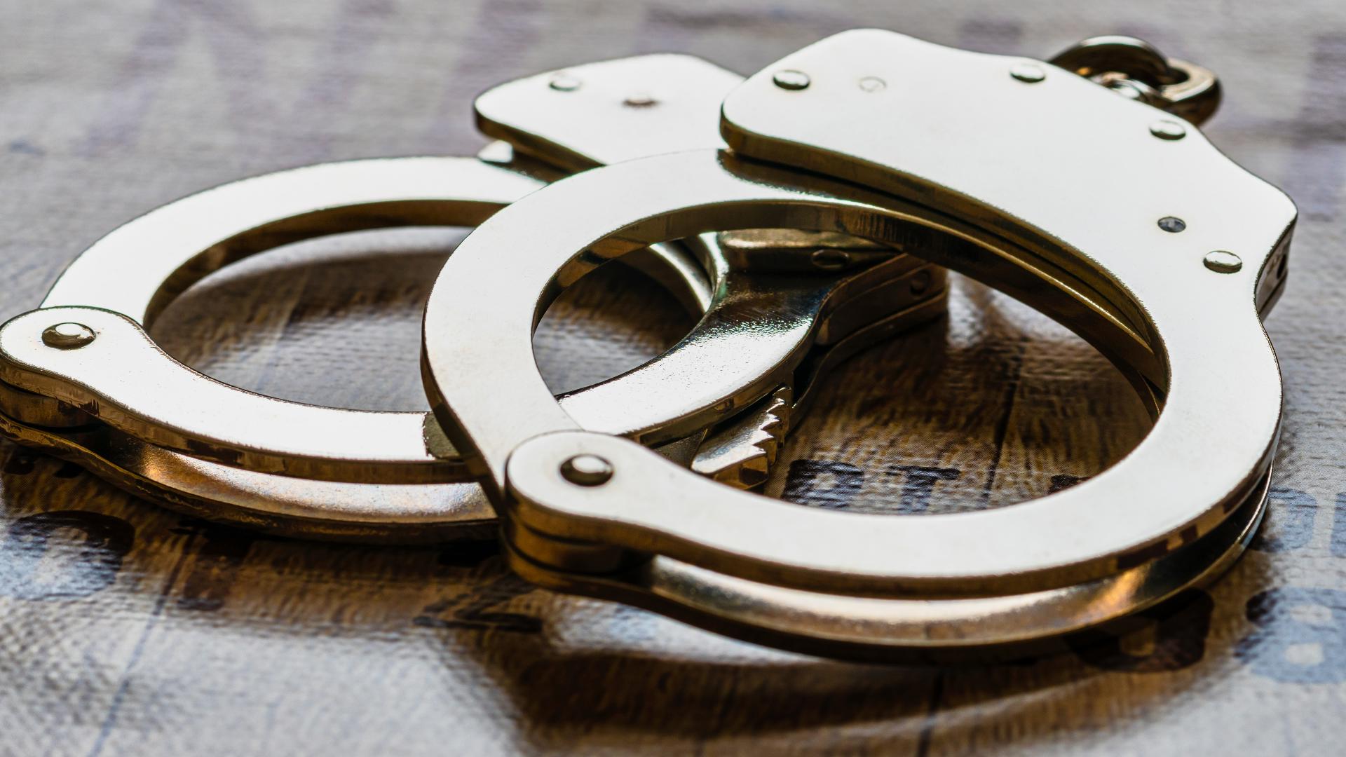 Houston news, crime: Man sentenced for sex trafficking teen | 12newsnow.com