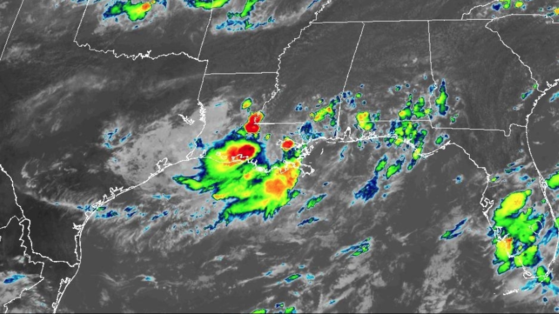 Tropical update: National Hurricane Center monitors spot in the Gulf ...