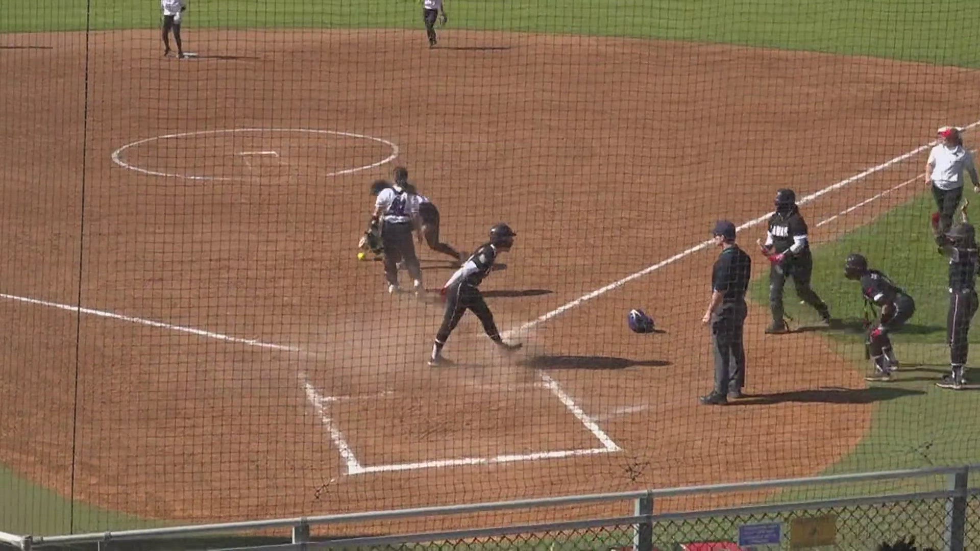 Lamar softball sweeps home opening doubleheader versus the Niagara ...