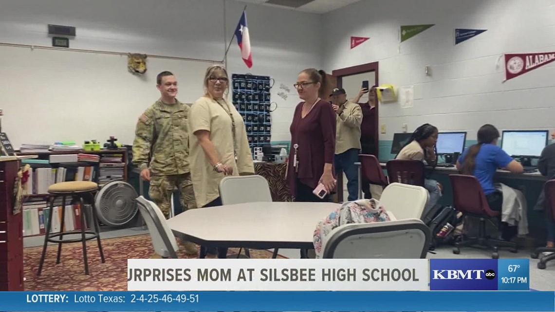 Soldier surprises mom with homecoming in the middle of Silsbee ISD ...